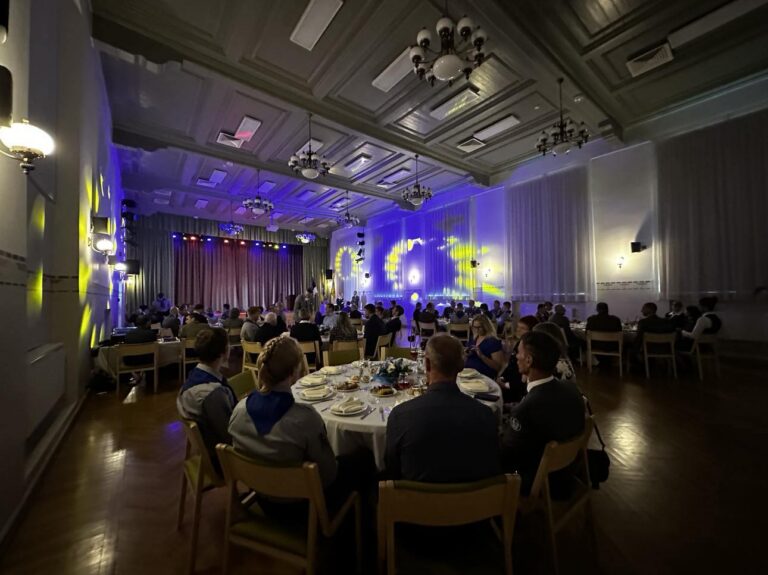 Noored Kotkad tähistasid Valgas oma 94. aastapäeva - Kaitseliit